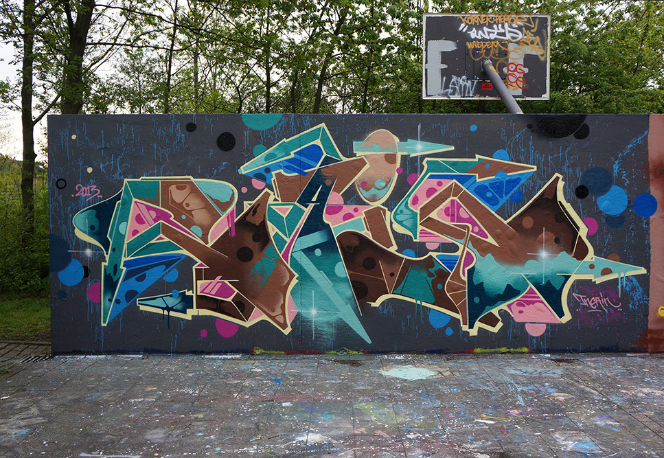 Hello My Name Is: Dee Inca - Spraydaily.com