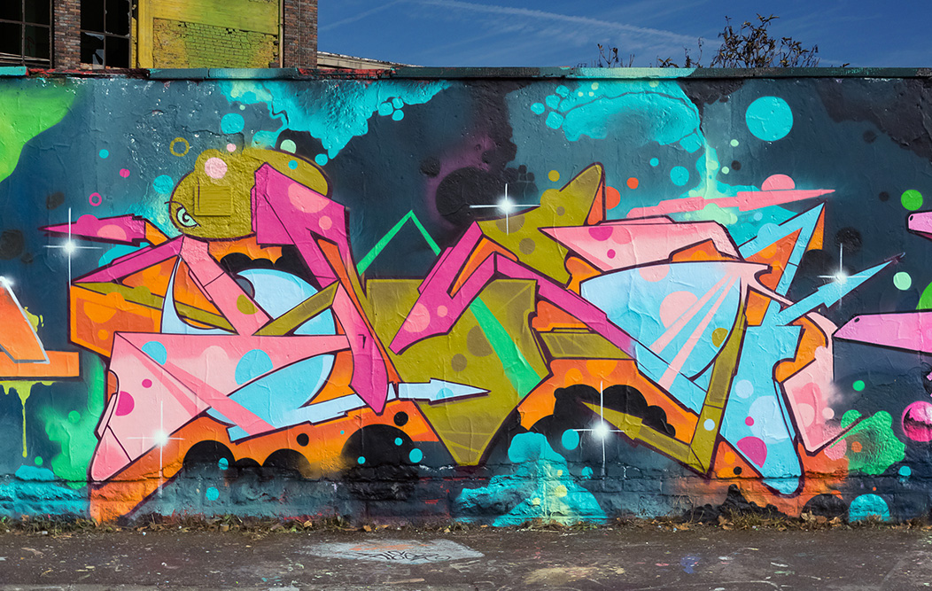 Hello My Name Is: Dee Inca - Spraydaily.com